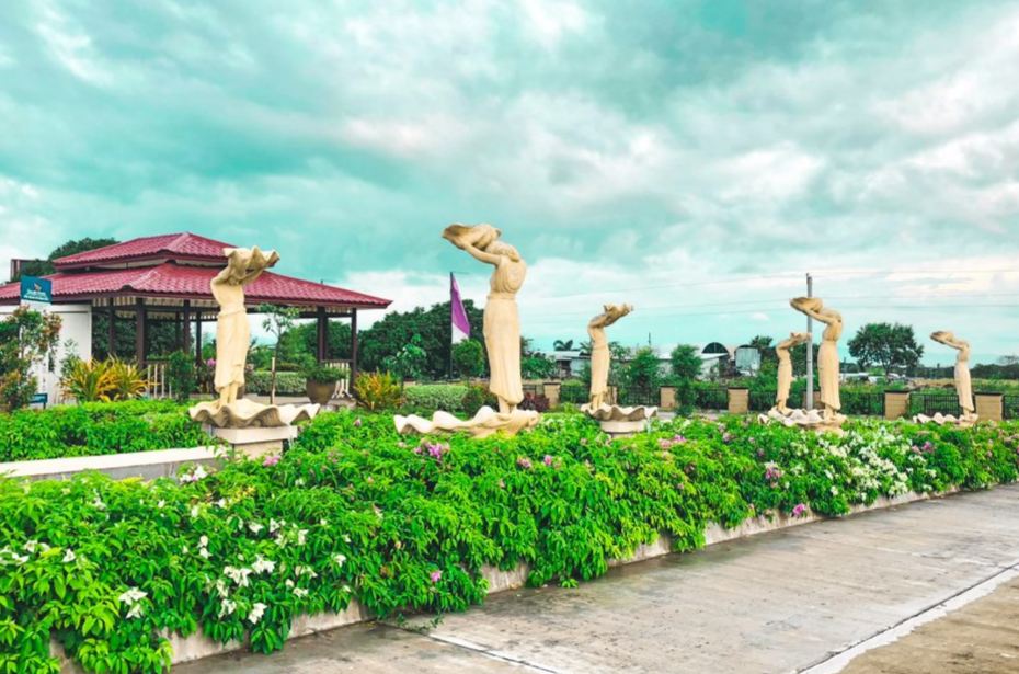 Sheila Andrade | Lawn Lot - Special Premium | Philippine Access Sales ...